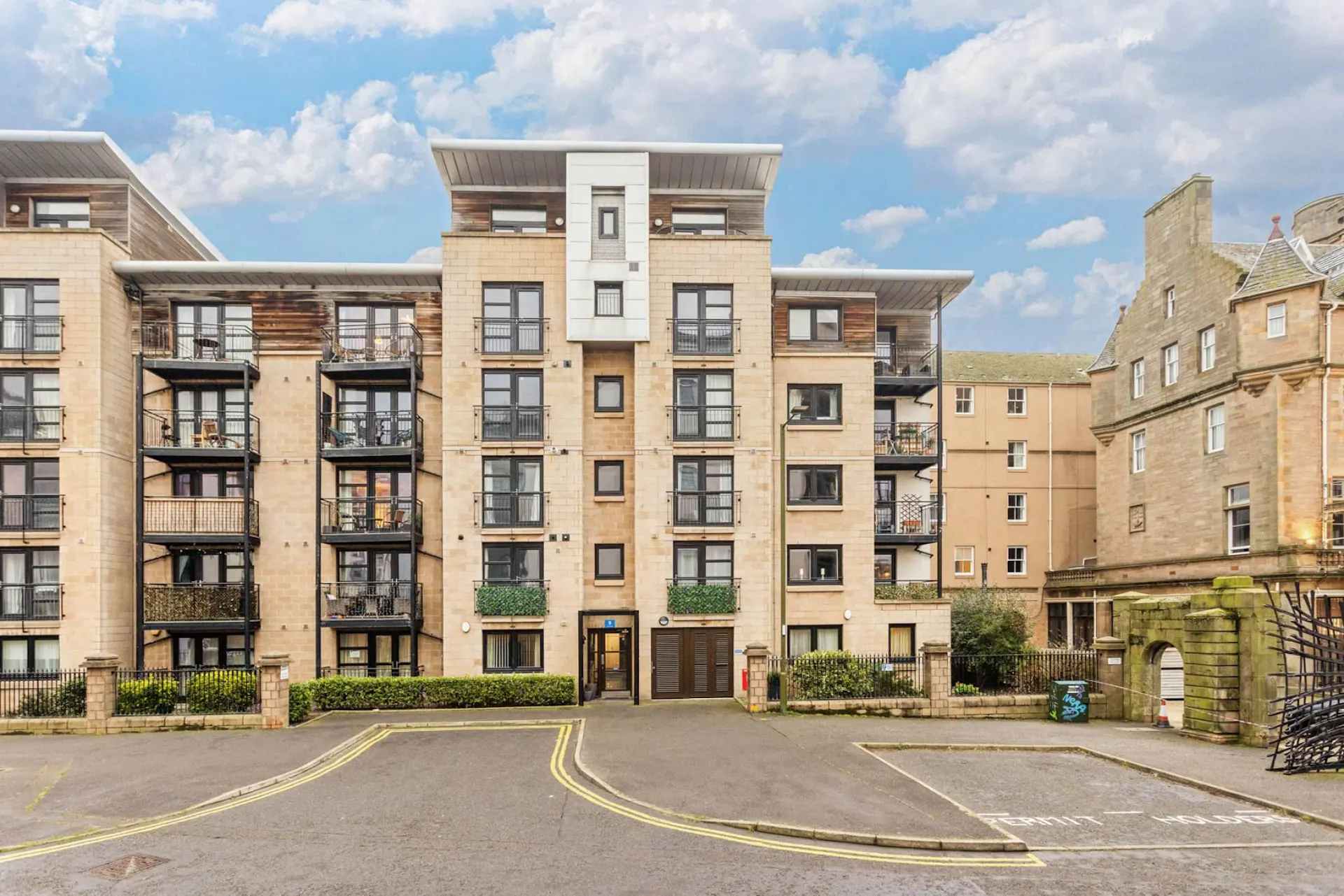 9/7 Tower Place, The Shore, Edinburgh, EH6 7BZ | McEwan Fraser Legal