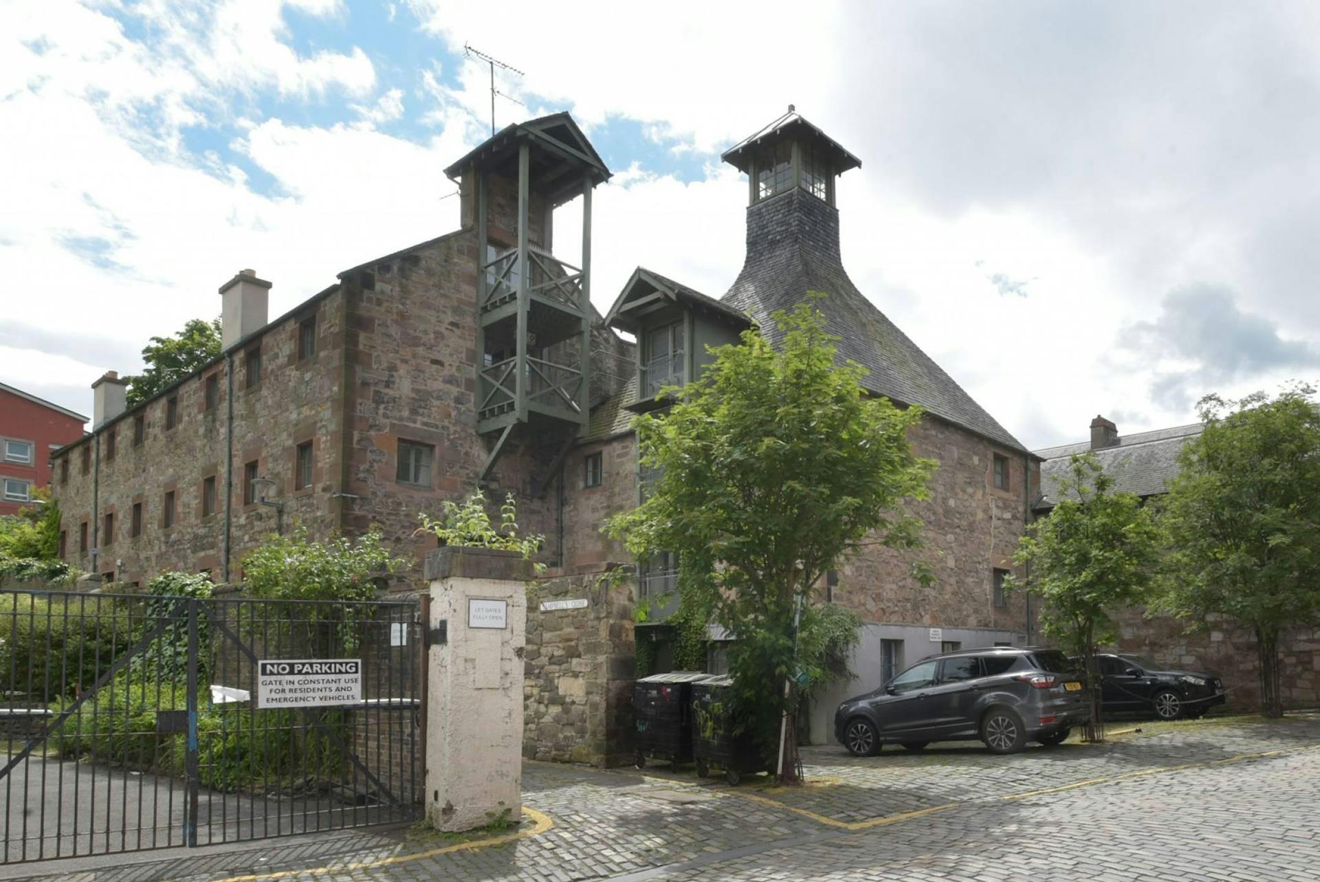 138/6 Calton Road, Edinburgh, EH8 8DP | McEwan Fraser Legal