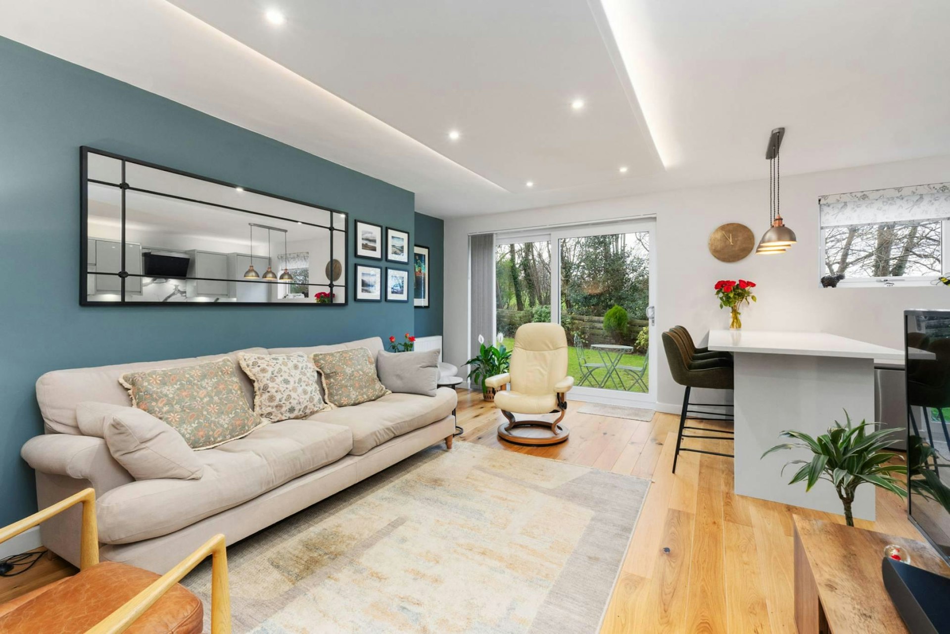 16/1 Juniper Place, Juniper Green, Edinburgh,… | McEwan Fraser Legal