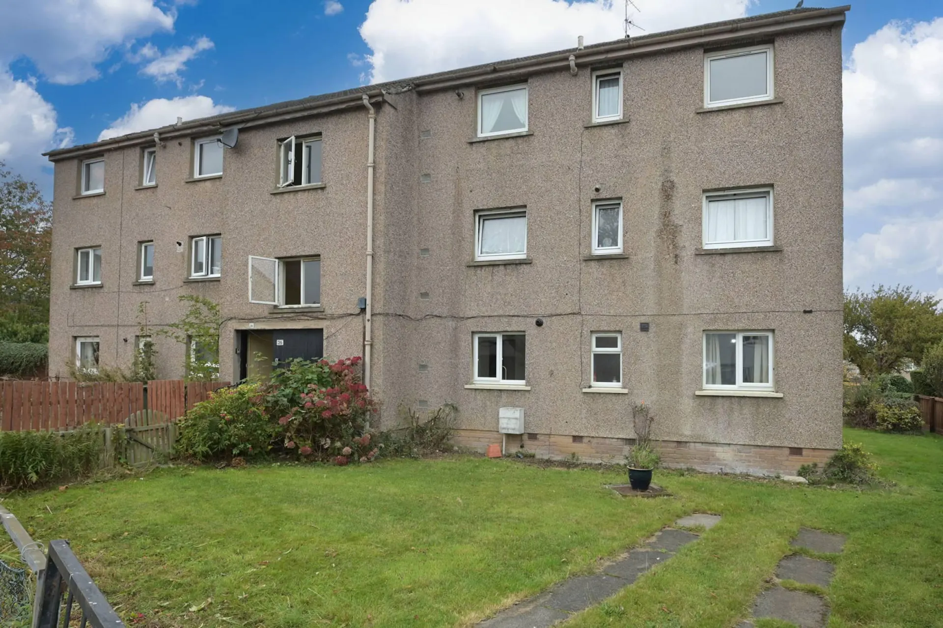 26/2 Balmwell Grove, Gracemount, Edinburgh,… | McEwan Fraser Legal