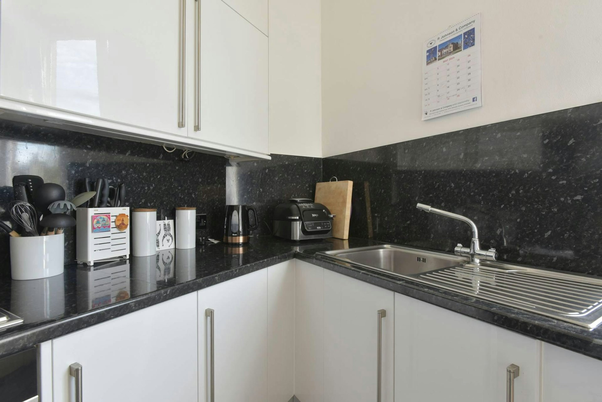 52/4 Craighall Road, Edinburgh, EH6 4RU | McEwan Fraser Legal